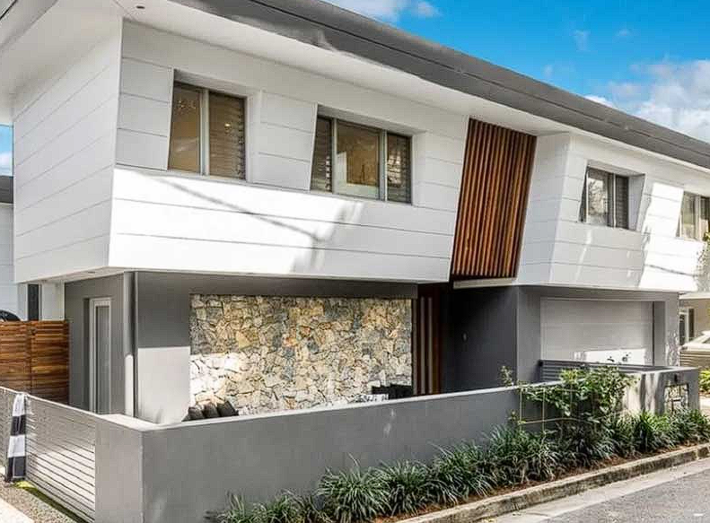 Byron Schoolies Holiday Home #62 | Official Byron Bay Schoolies ...